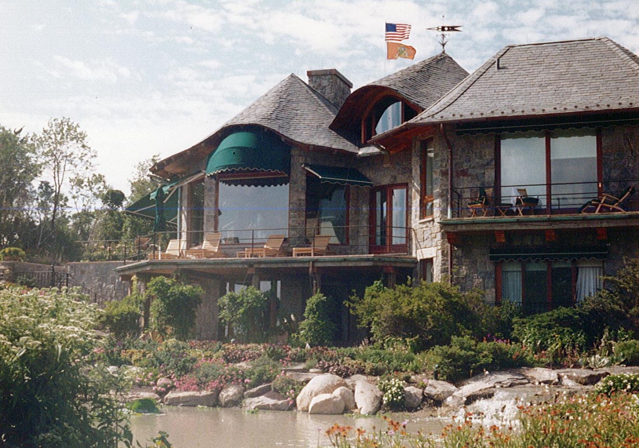 Eyebrow Dormer Window with Bent Glass — Hirschmann Architectural ...